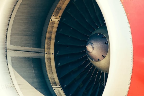 What does General Electric (GE) do & make: Business Model